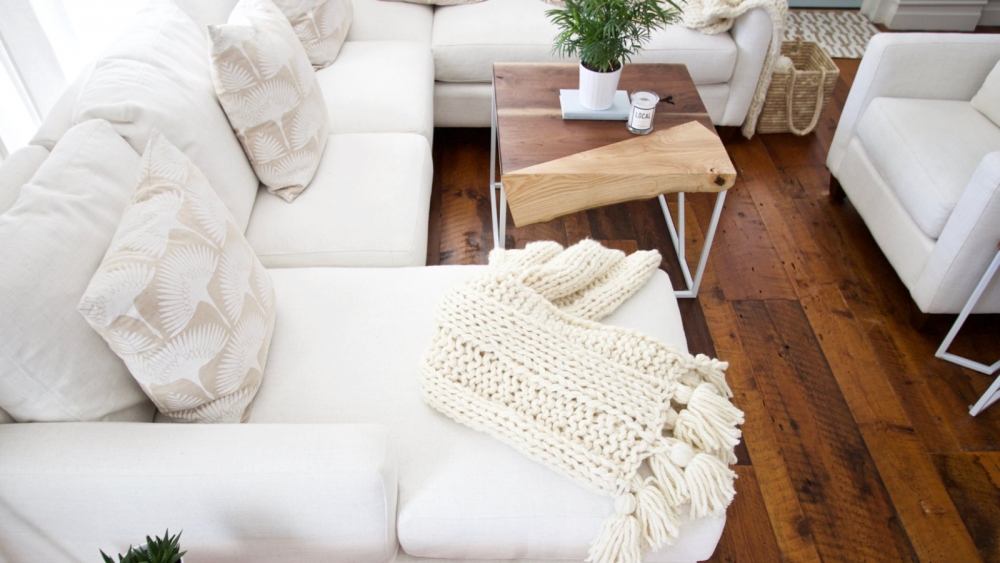 How to make wool tassels for your chunky knit blanket. A step by step ...