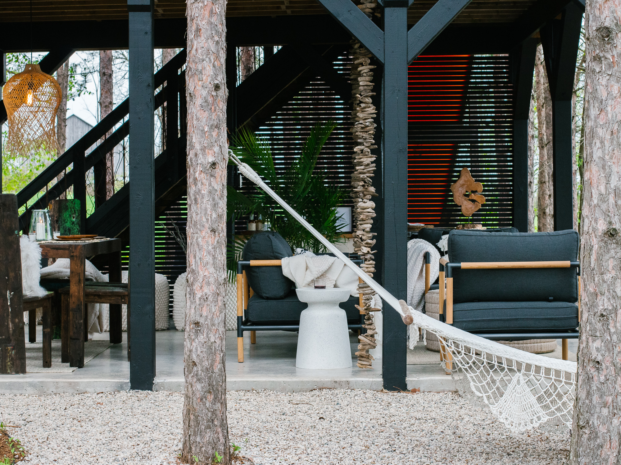 Treehouse + Cabin Tour : A BEAUTIFUL MESS - Knowlton and Co // Design ...